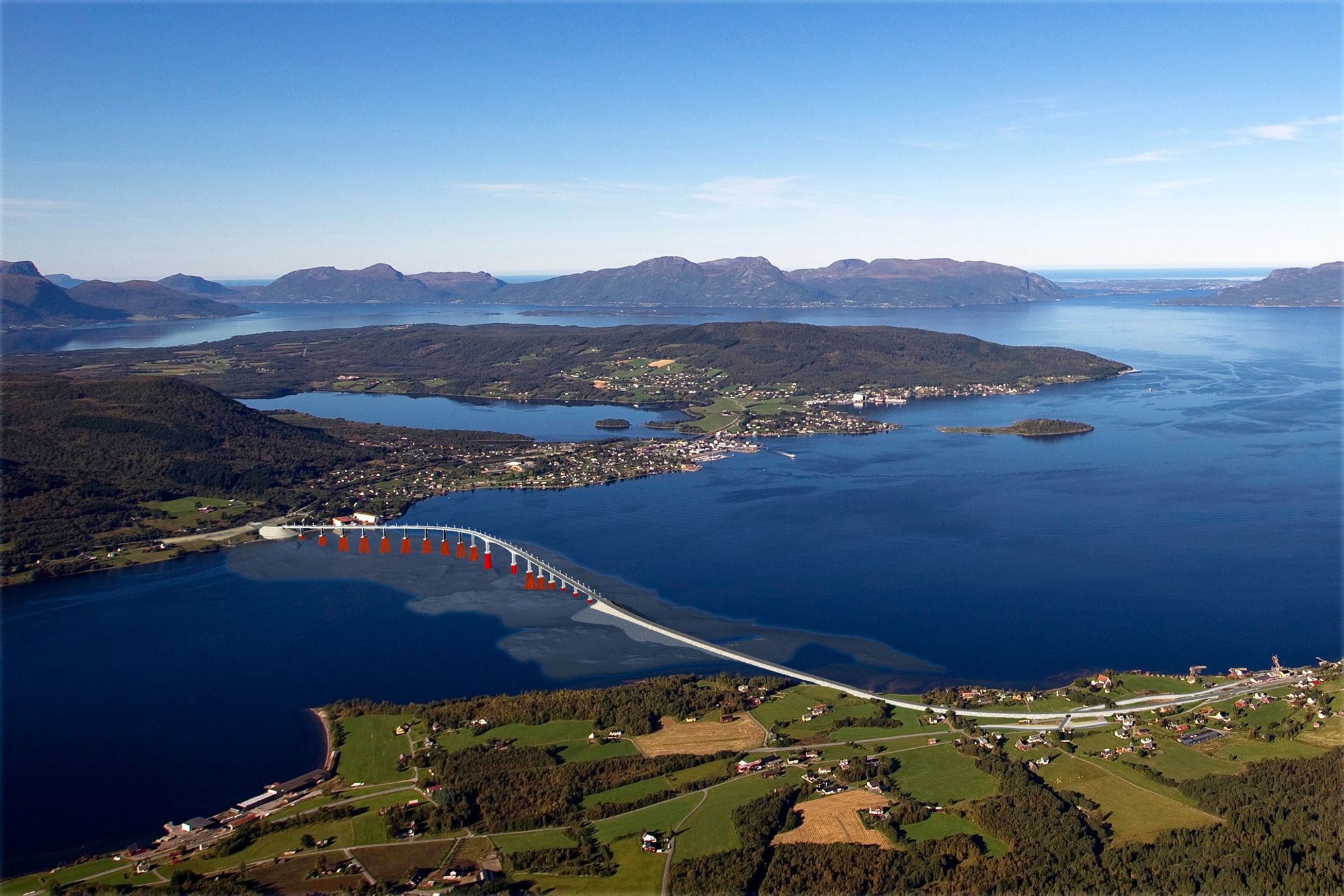 Vegvesenet forventet vanskelige bunnforhold. Under brua var det langt ...