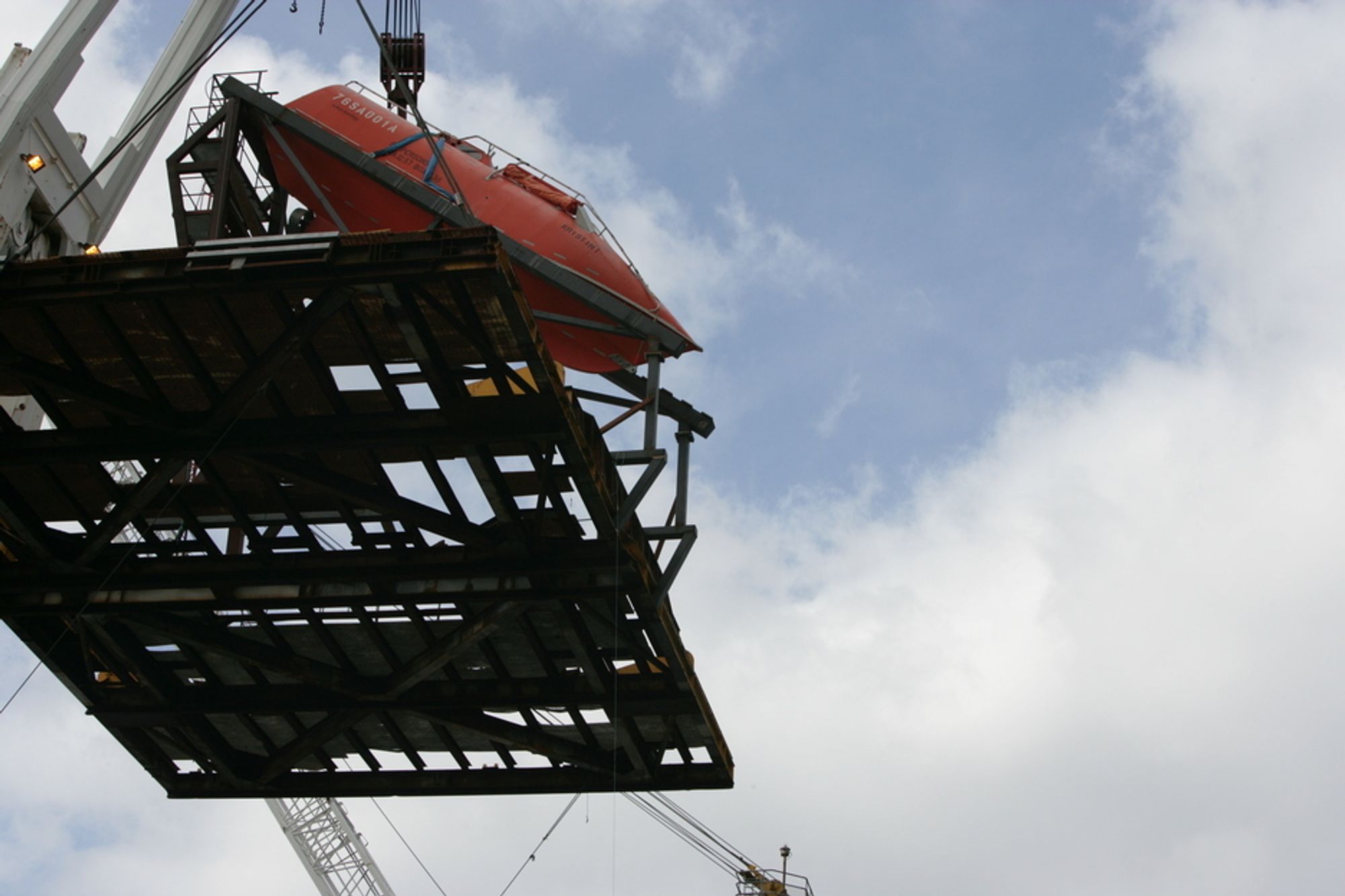 Livbåtenes manndomsprøve - Tu.no