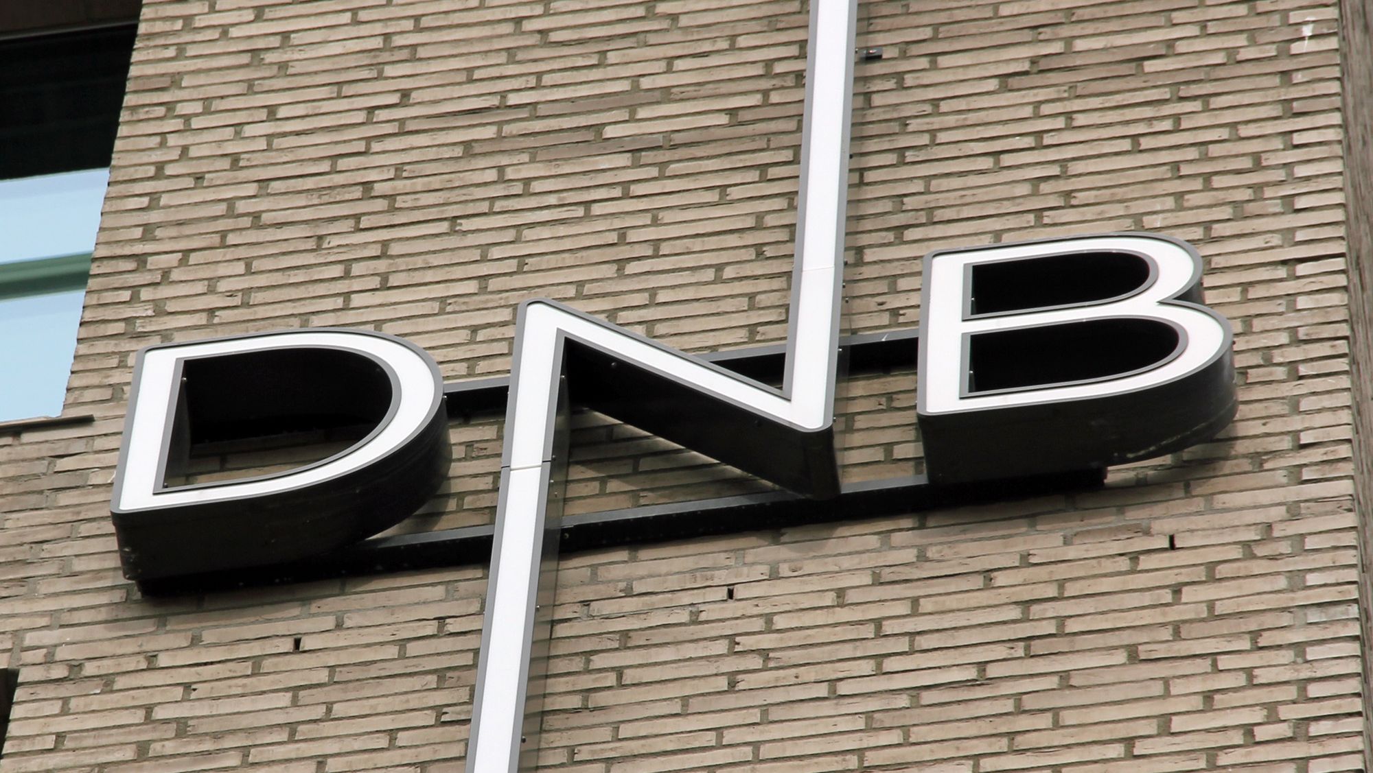 Oppdatert: DNB har maskinvareproblemer - Digi.no