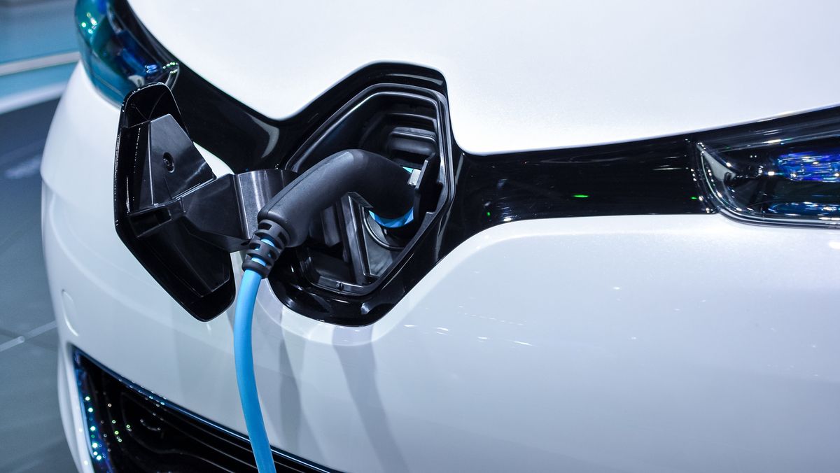 Overveldende flertall av dansker støtter politisk innsats for elbiler ...