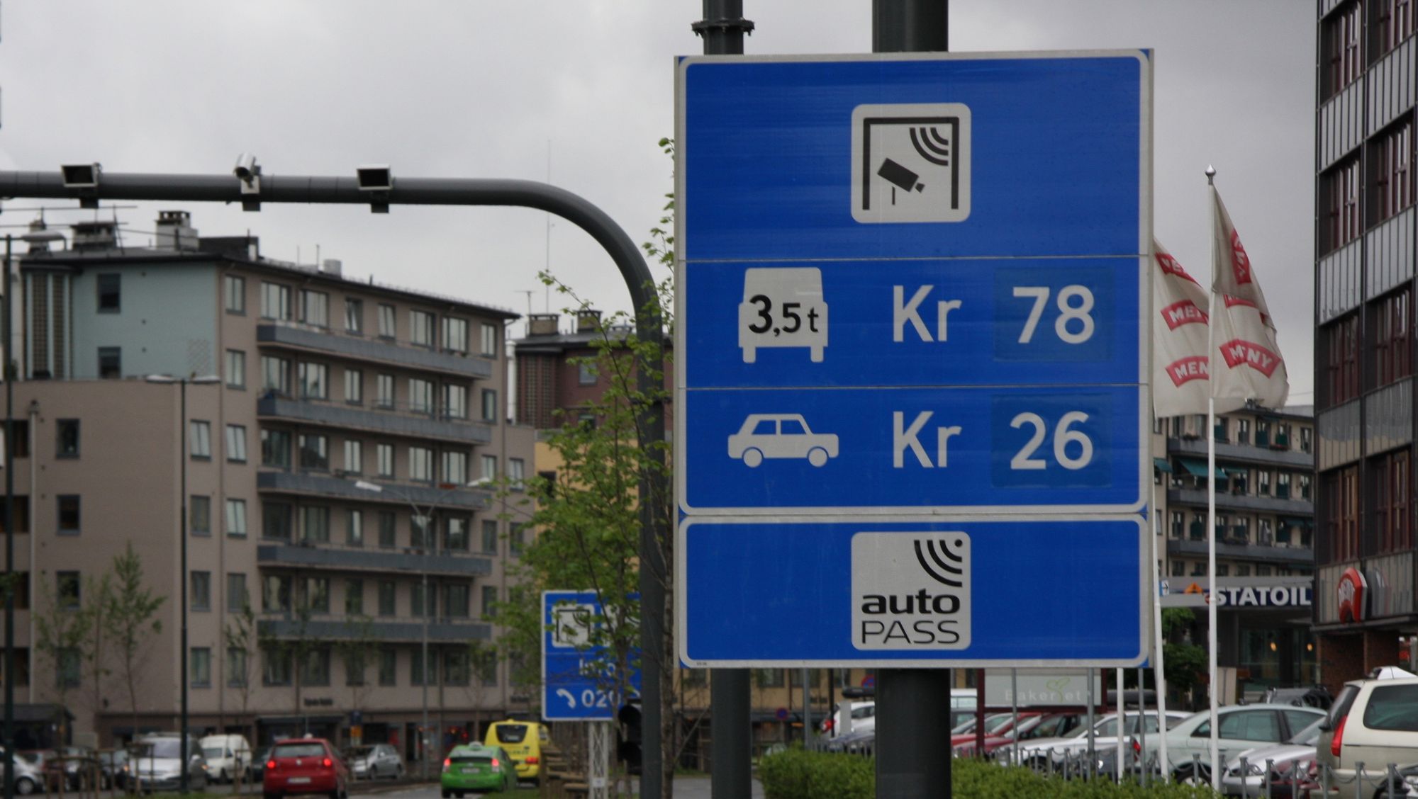 BOMPENGER FOR ELBIL : Elbiler uten bombrikke må søke bomselskaper for å få rabatten - Tu.no