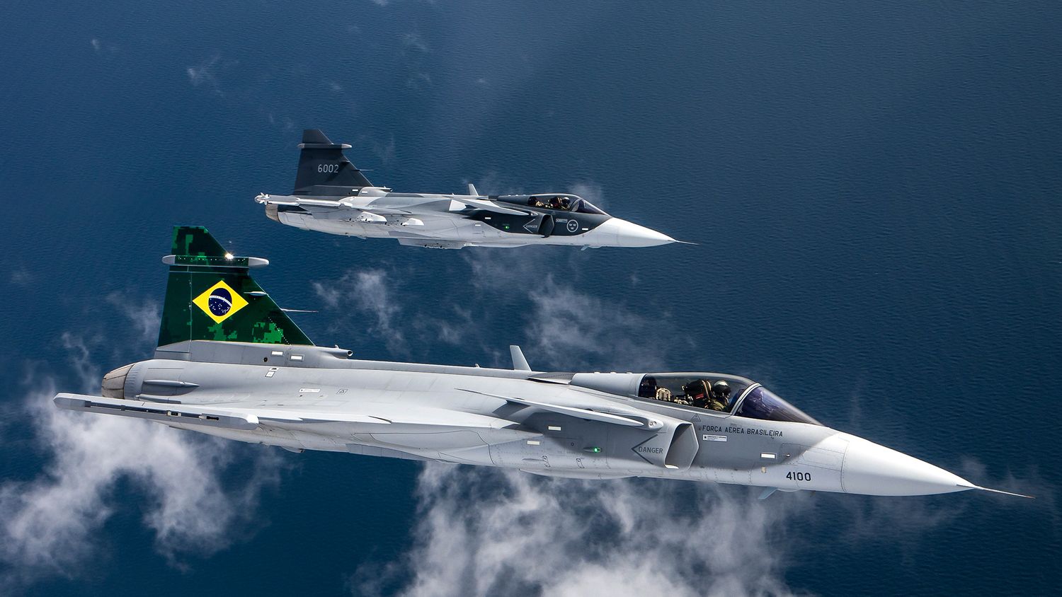 Første Saab F-39E Gripen har seilt til Brasil - Tu.no