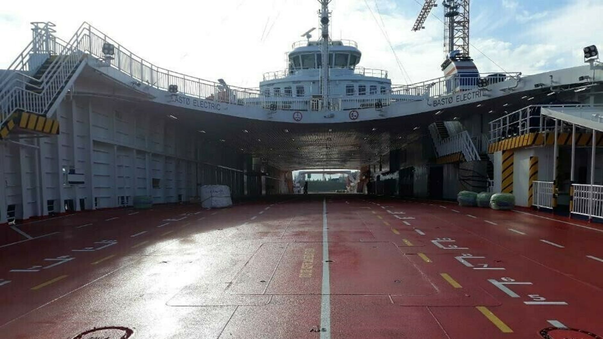 Verdens største el-ferge på vei til Norge - Tu.no