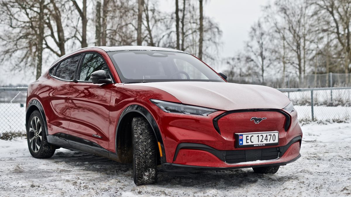 Tesla skrur opp ladeprisen - Tu.no