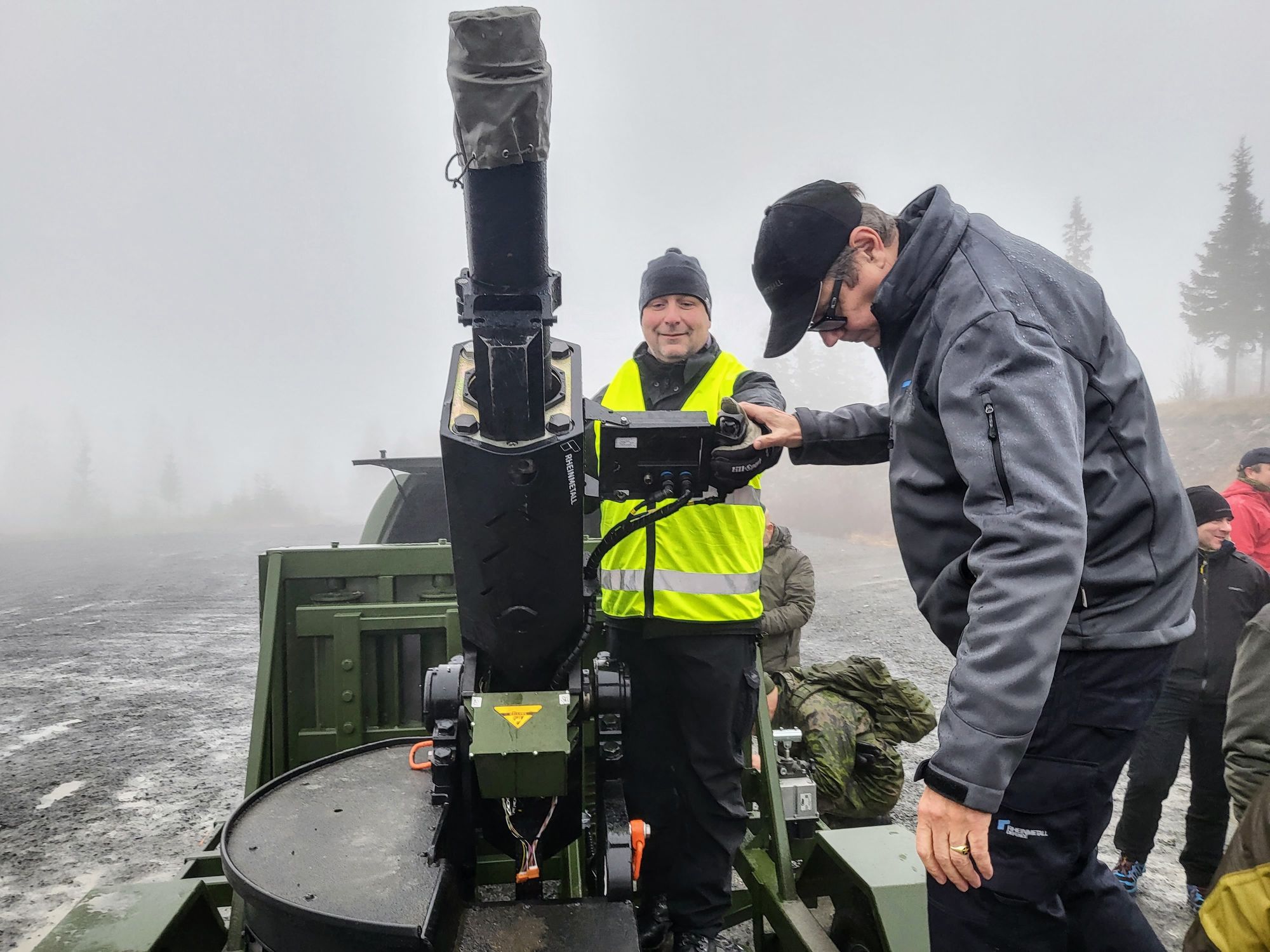 Bak på Heimevernet-bilen henger det som kan bli et nytt våpen i ...