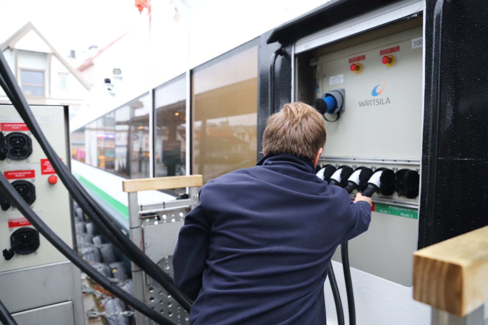 Her er erfaringene fra verdens første elektriske hurtigbåt - Tu.no