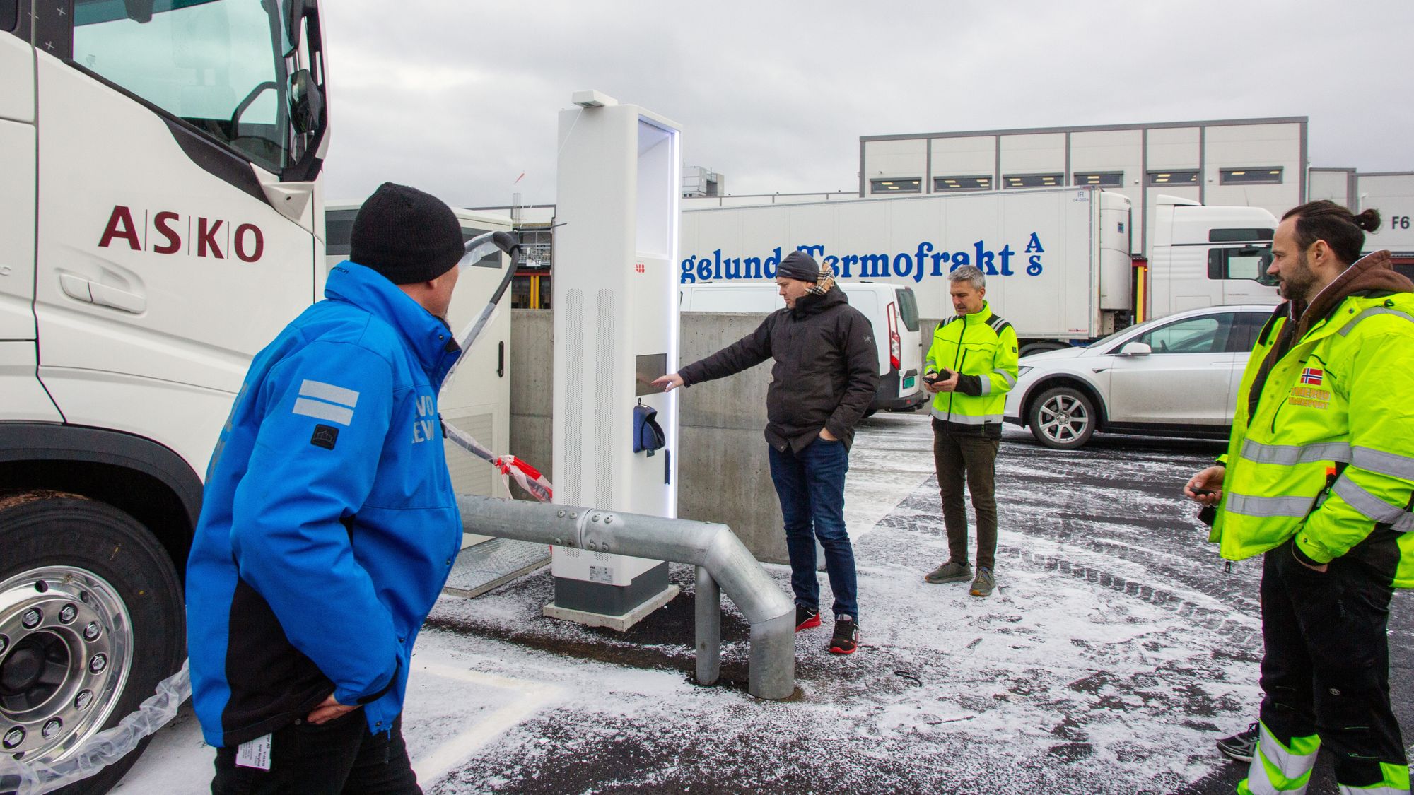 Norges tyngste elektriske lastebil går nå i kommersiell rute – regner ...