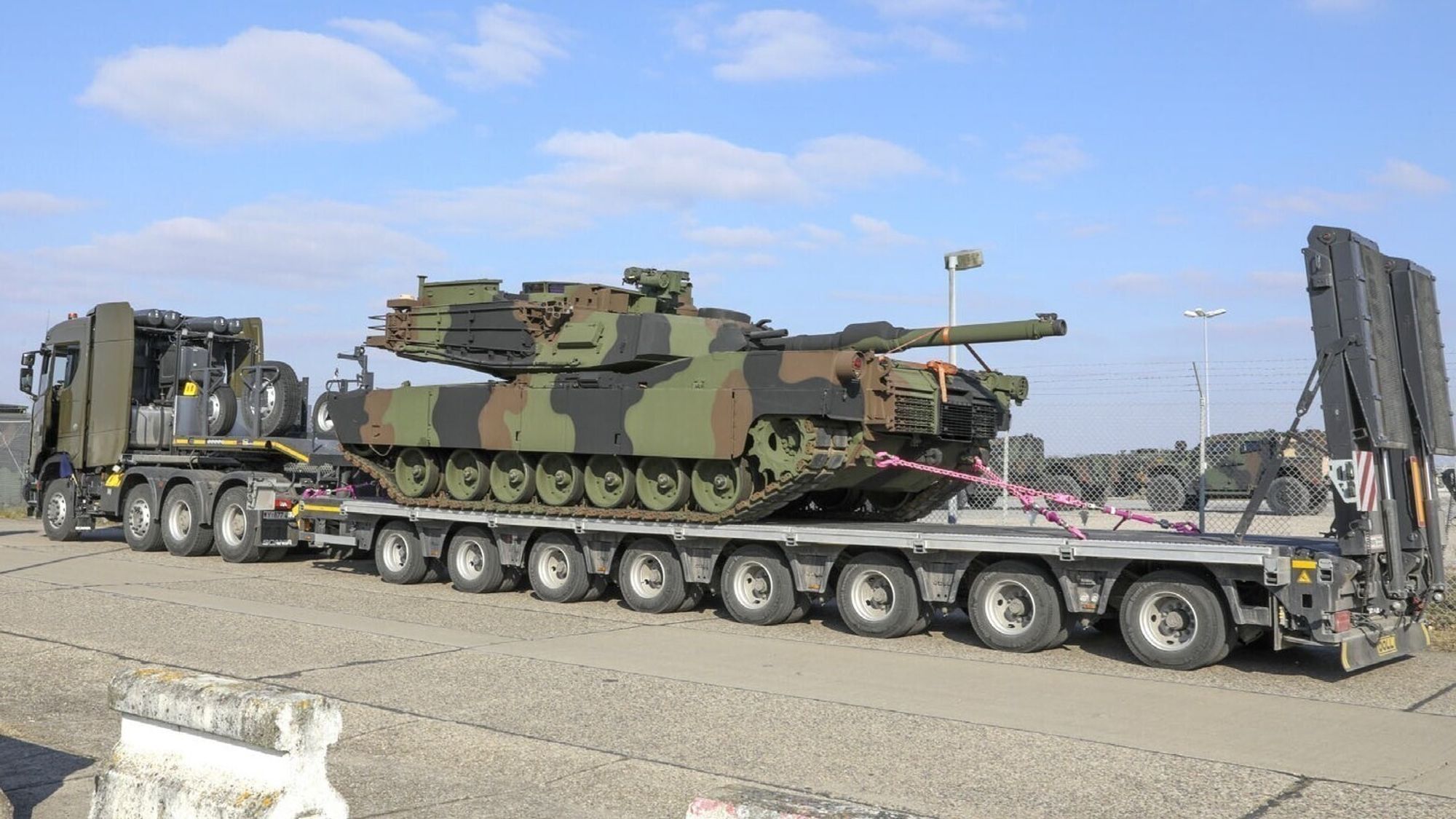 Vestlige stridsvogner på vei til Ukraina – krise for russernes Armata ...